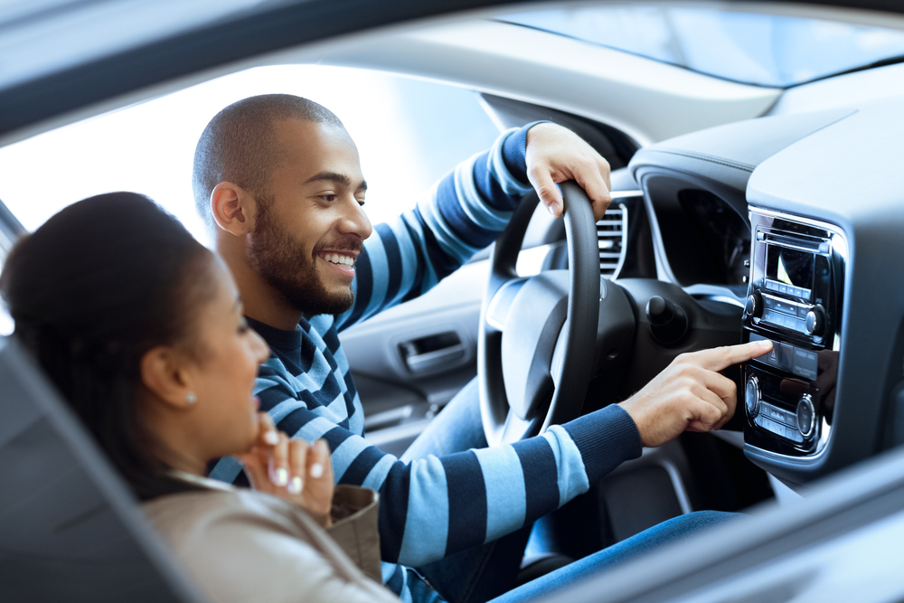 Choosing the right vehicle for a new driver | Chrysler Capital